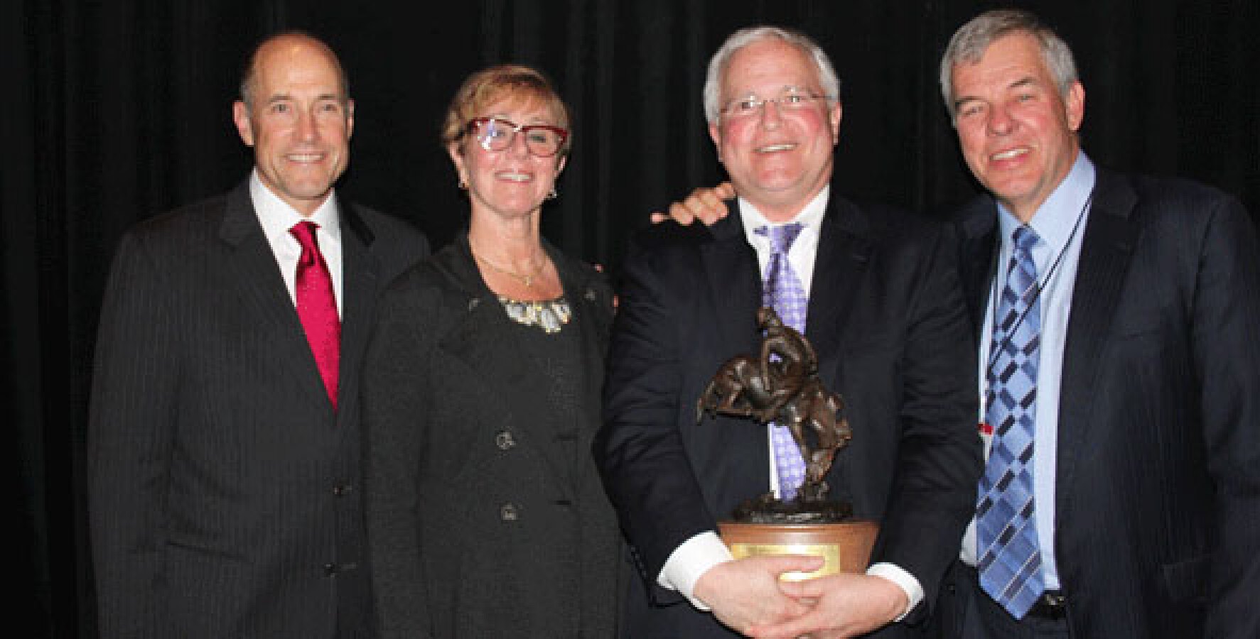 Dr. Howard Foote wins Digger Smith Award